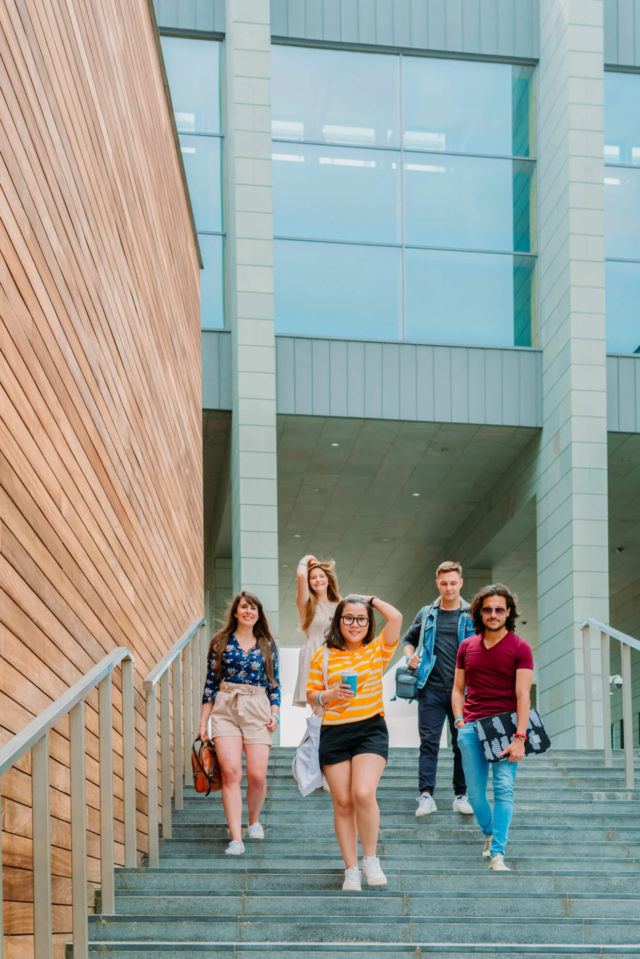 Wydziały - Uniwersytet Wrocławski