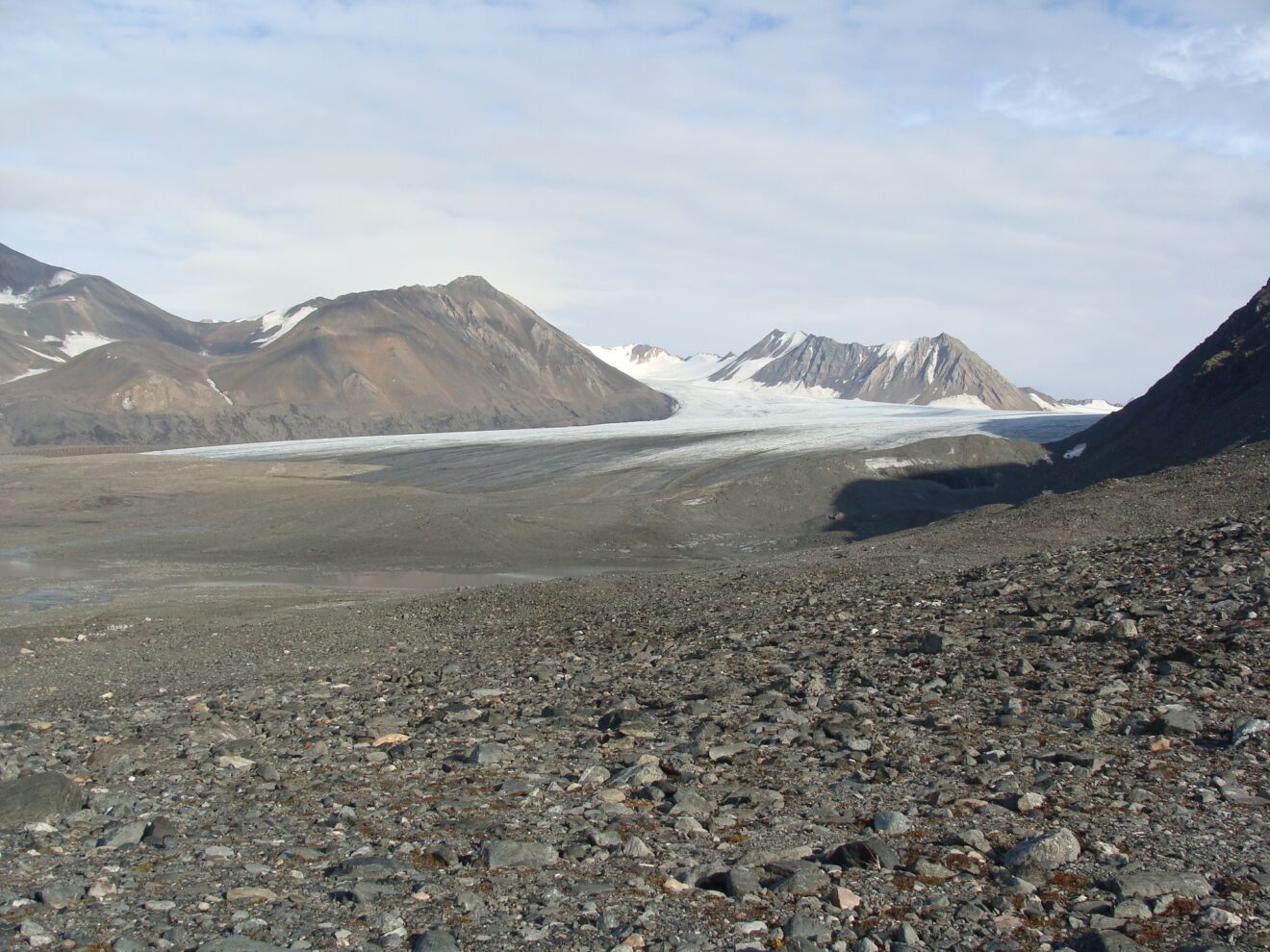 Dr Łukasz Stachnik and mgr Piotr Kenis with publication in the prestigious journal the Science ...