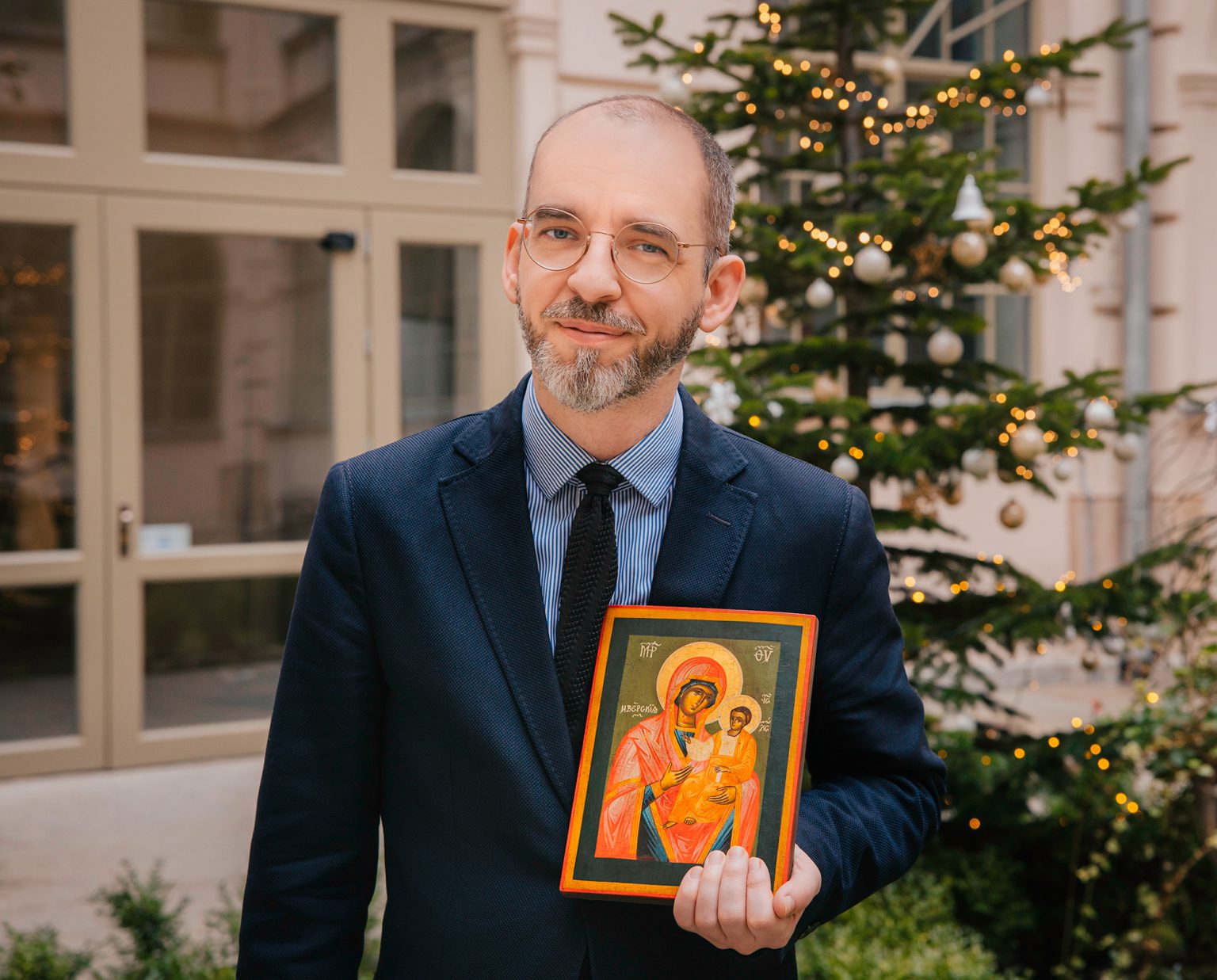 Let's experience Christmas philosophically! - Uniwersytet Wrocławski